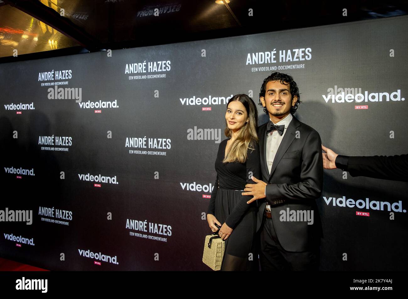 2022-10-19 20:02:16 AMSTERDAM - Devrim Aslan sur le tapis rouge de la ...