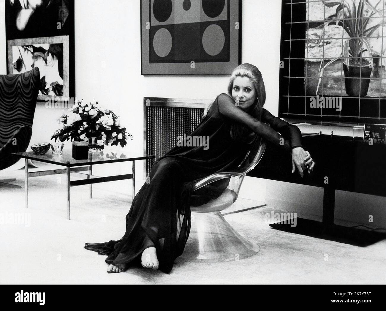 The april fools 1969 catherine deneuve Banque de photographies et d ...