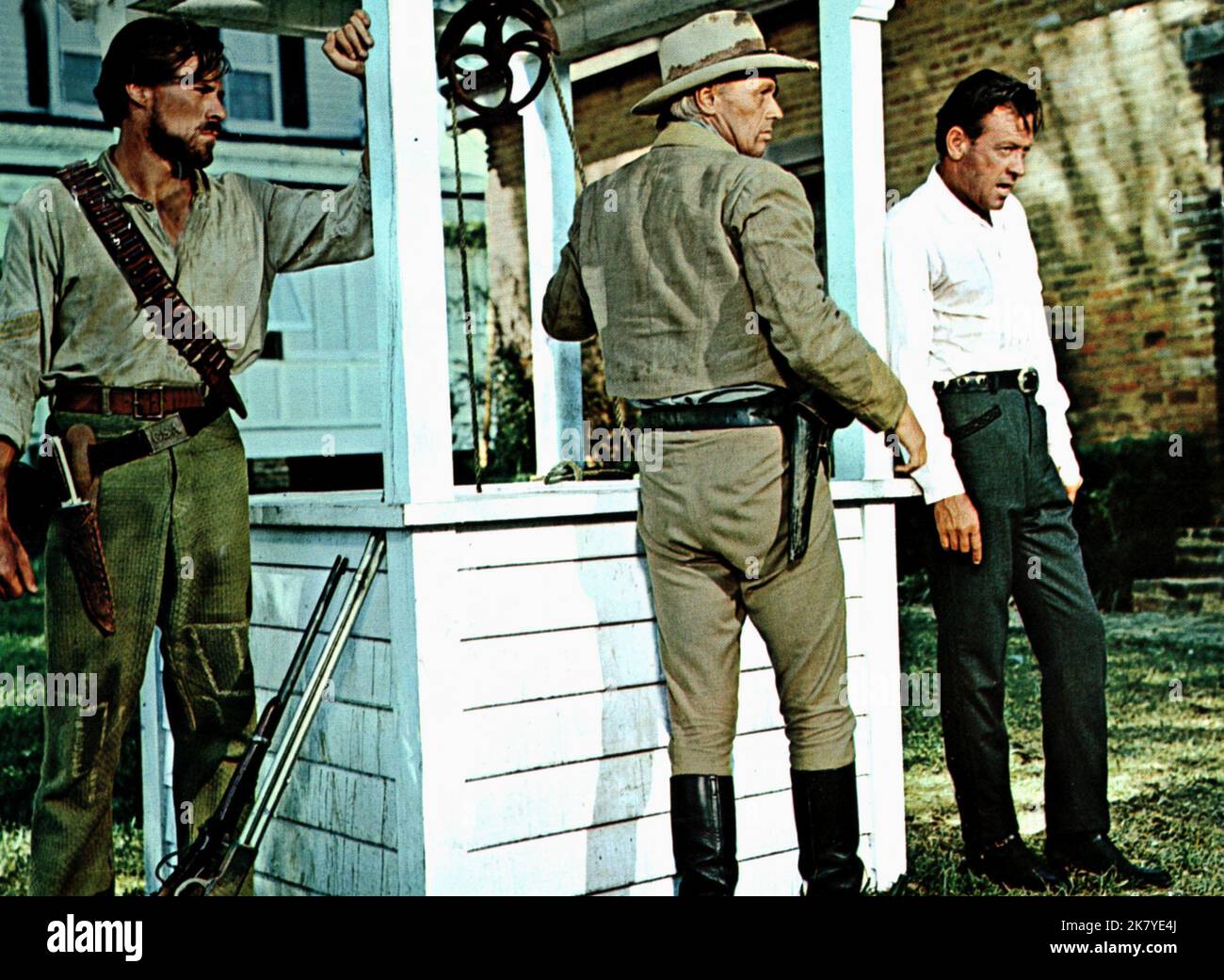 Richard Rust, Richard Widmark & William Holden film: Alvarez Kelly ...