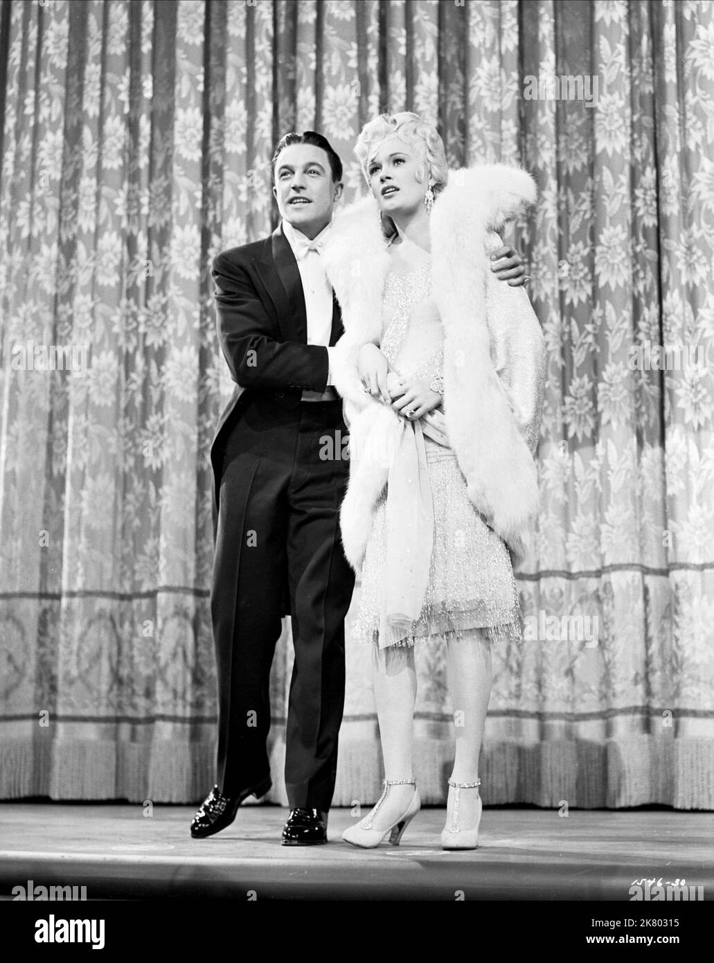 GENE Kelly & Jean Hagen film Singin' in the Rain : Singing in the Rain ...