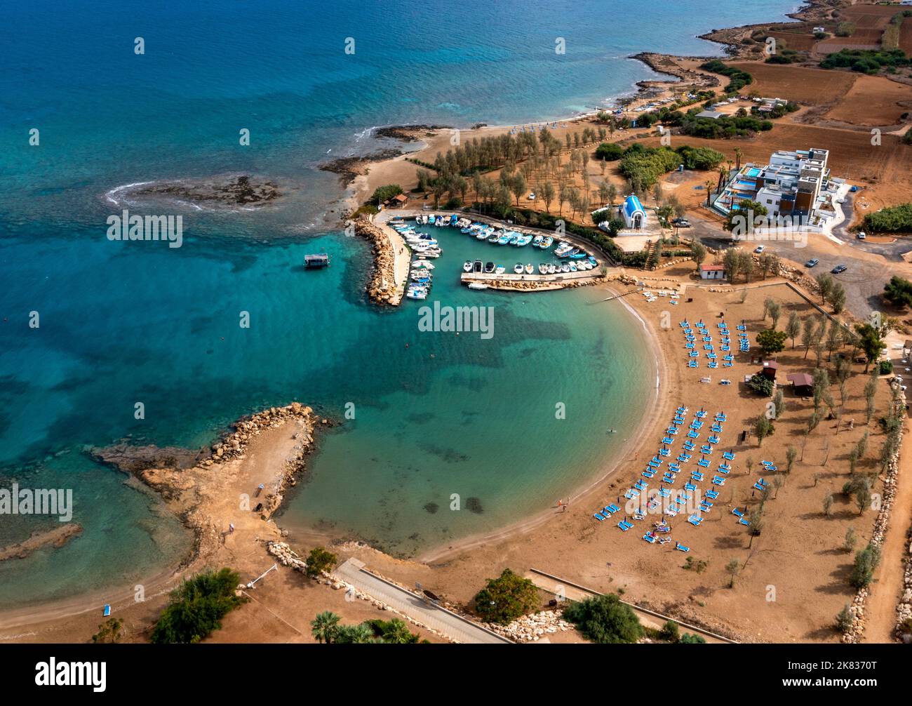 Drone agia triada Banque de photographies et d’images à haute résolution - Alamy