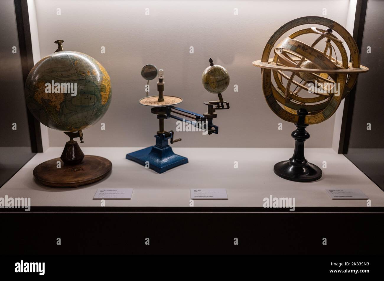 Le palais Aljaferia est un palais médiéval fortifié construit pendant ...