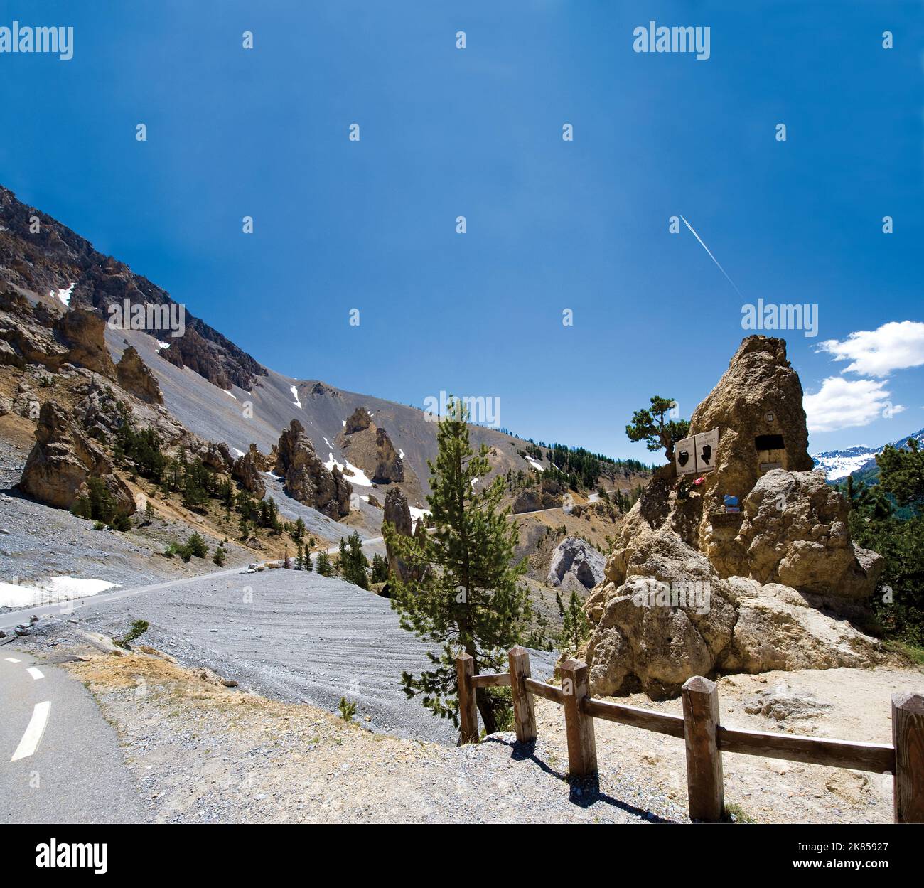 Col d'Izoard, France tel que publié dans le livre Mountain High, The ...