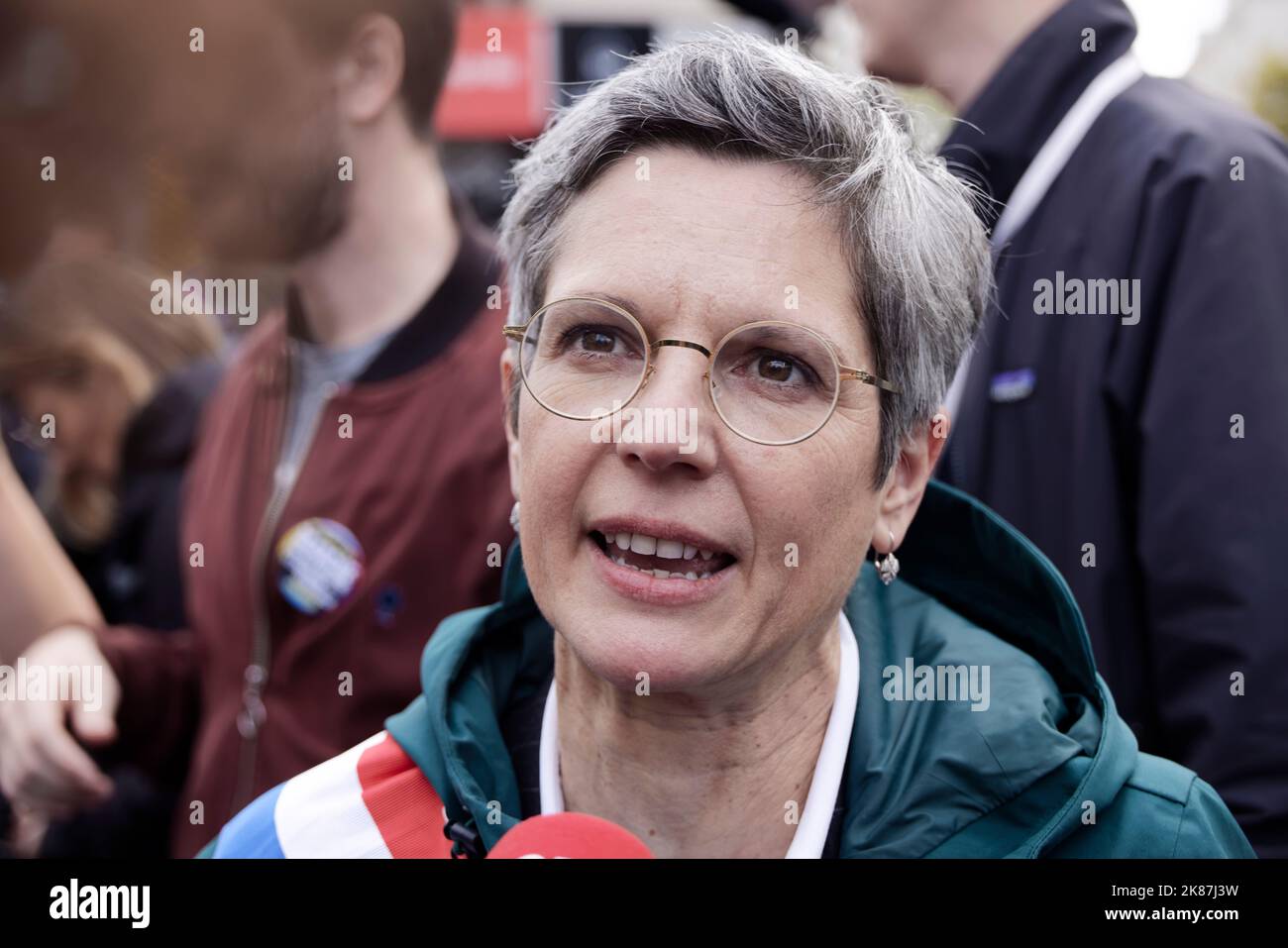 Paris, France. 16th octobre 2022. Sandrine Rousseau assiste à la ... Paris, France. 16th octobre 2022. Sandrine Rousseau assiste à la ...