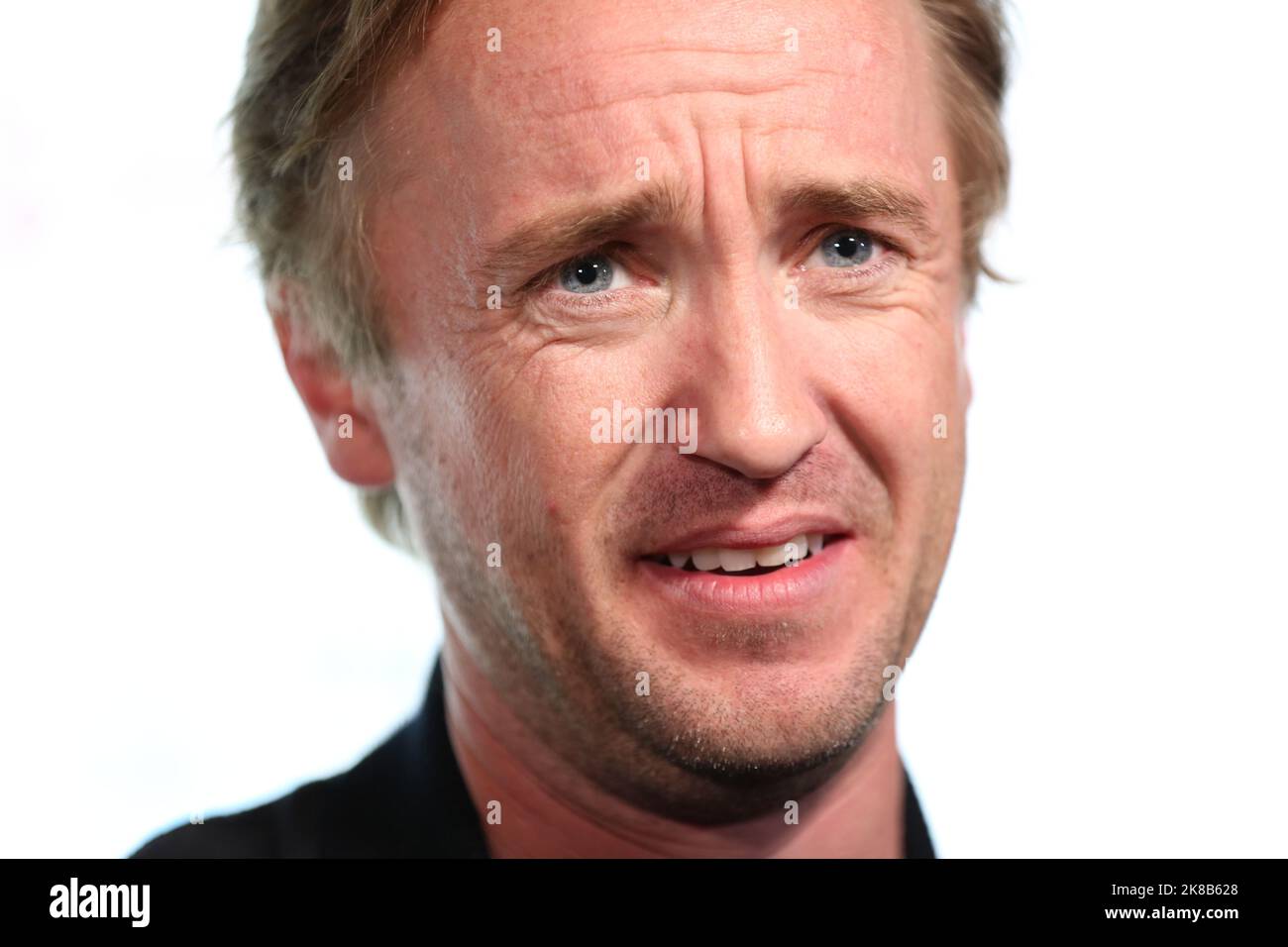 Tom Felton Acteur De Harry Potter Assiste à La Première De « Burial