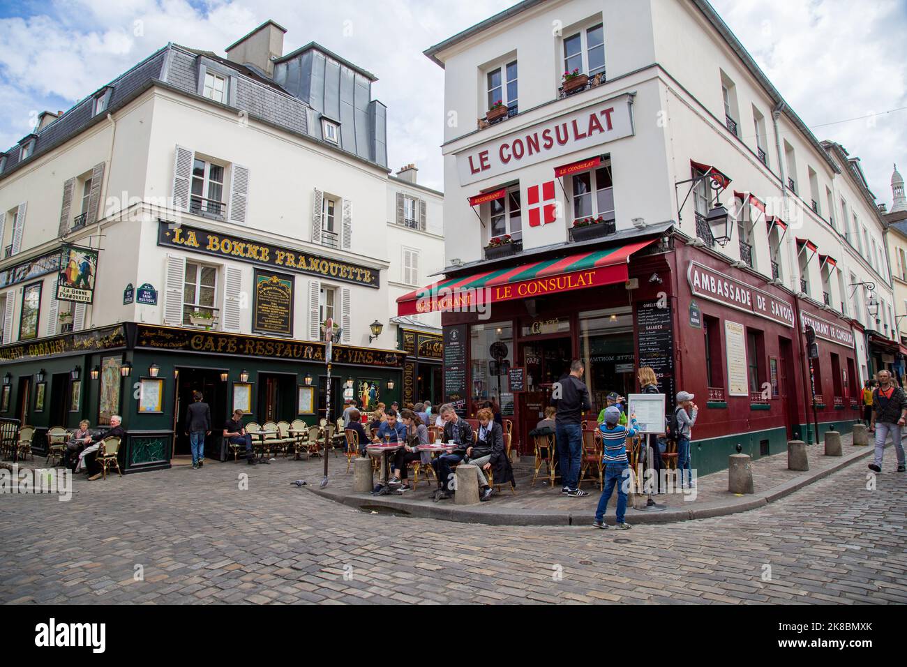 Café trottoir soirée paris Banque de photographies et d’images à haute ...