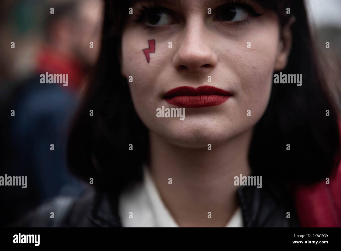 éclair rouge Banque de photographies et d’images à haute résolution - Alamy