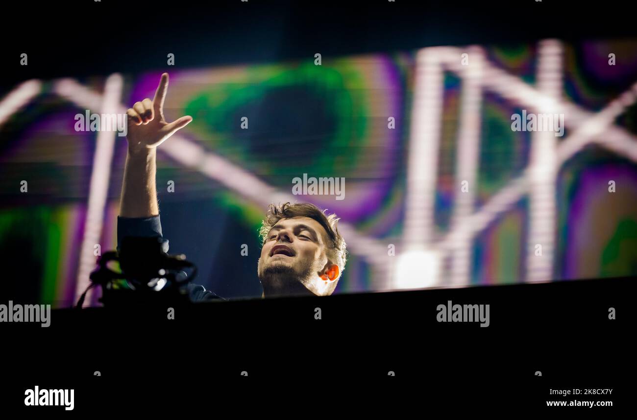 2022-10-22 23:57:29 AMSTERDAM - Martin Garrix se produit pendant le Festival de musique d ...