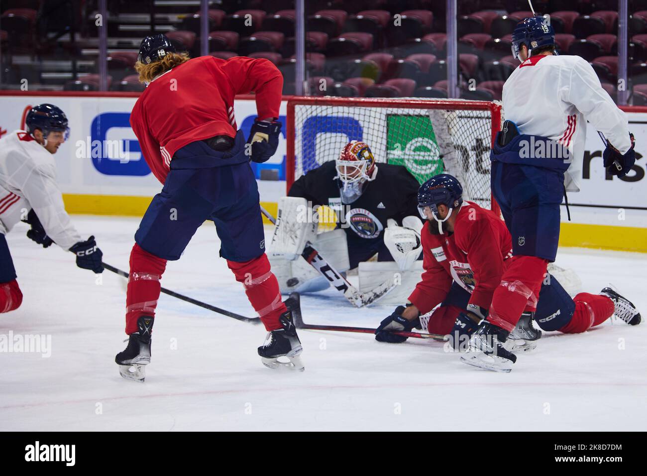 L'équipe de la LNH Florida Panthers ouvre la nouvelle saison 2022-23 ...
