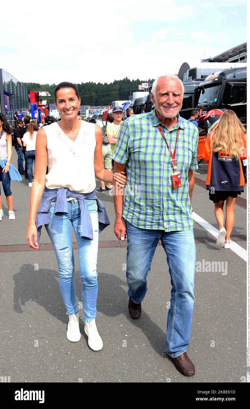 Pdg de red bull et partenaire marion feichtner Banque de photographies ...