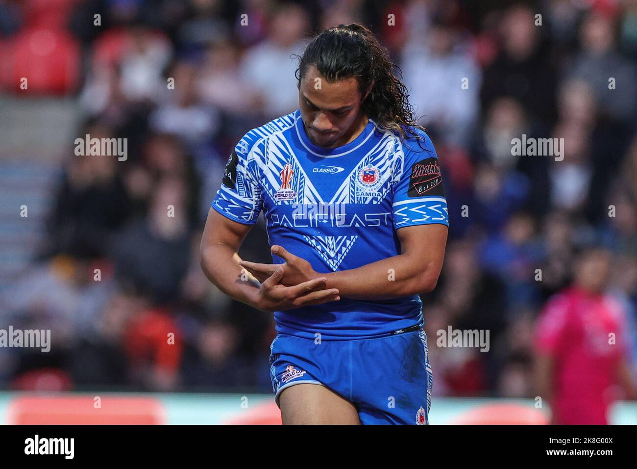 Jarome Luai des Samoa célèbre son essai lors de la coupe du monde de ...