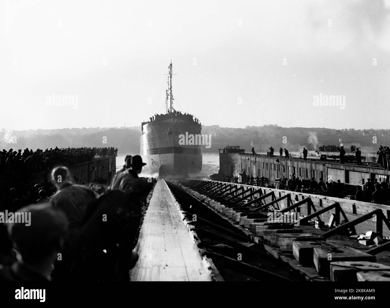 Stavanger 19510129 16 000 Tonneren 'Berge Bergesen' est lancé à partir ...
