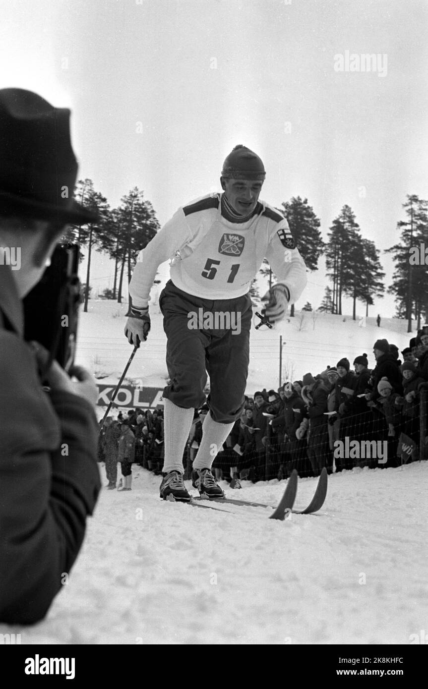 La finlande ici mantyranta en action Banque de photographies et d’images à haute résolution - Alamy