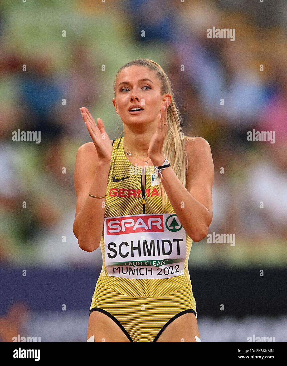 Alica SCHMIDT (GER) Gesture, Gesture, préliminaire féminin 400m sur les ...
