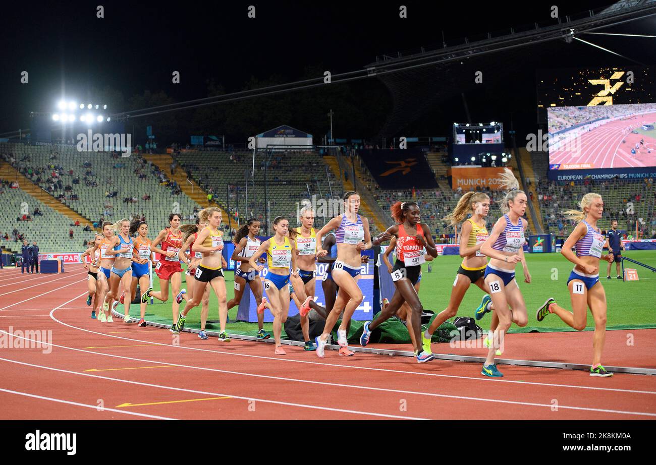 Munich, Allemagne. 16th août 2022. Groupe, coureurs, champ, course ...