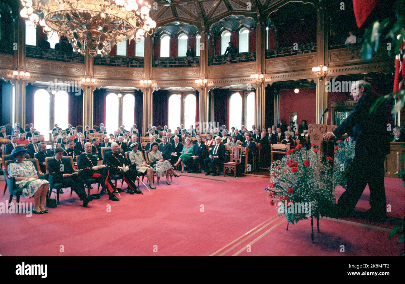 Oslo 19890516. Le mémorial du Storting à l'occasion de l'anniversaire ...
