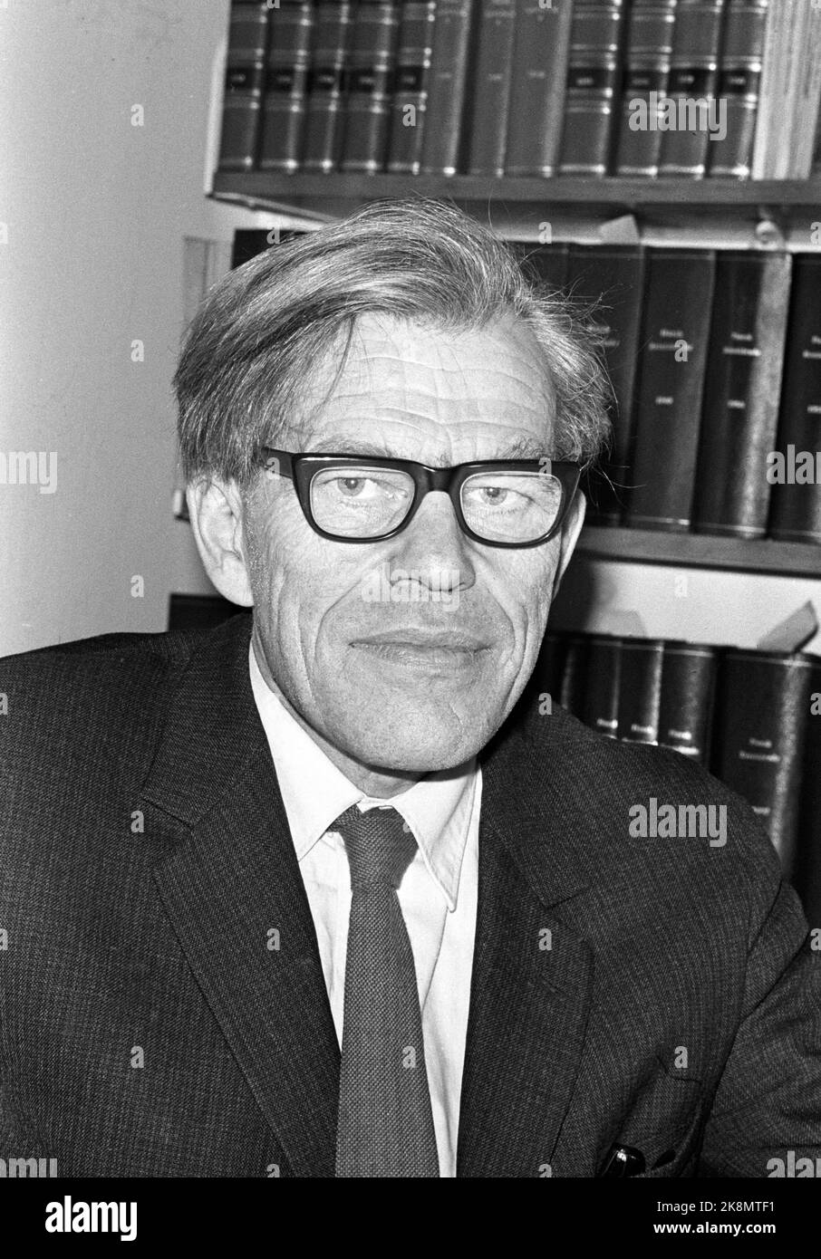 1916 1993 Banque de photographies et d’images à haute résolution - Alamy