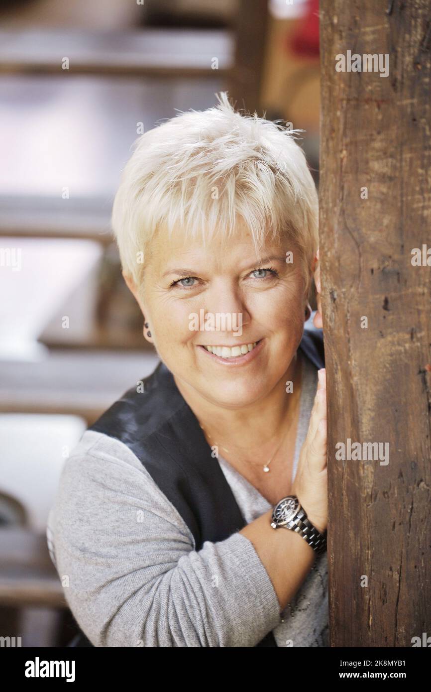 Mimie mathy Banque de photographies et d’images à haute résolution - Alamy