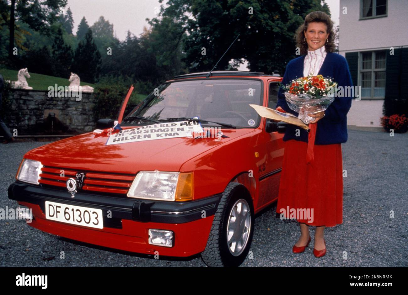 22 septembre 1989 d'Oslo. La princesse Märha Louise reçoit une voiture ...