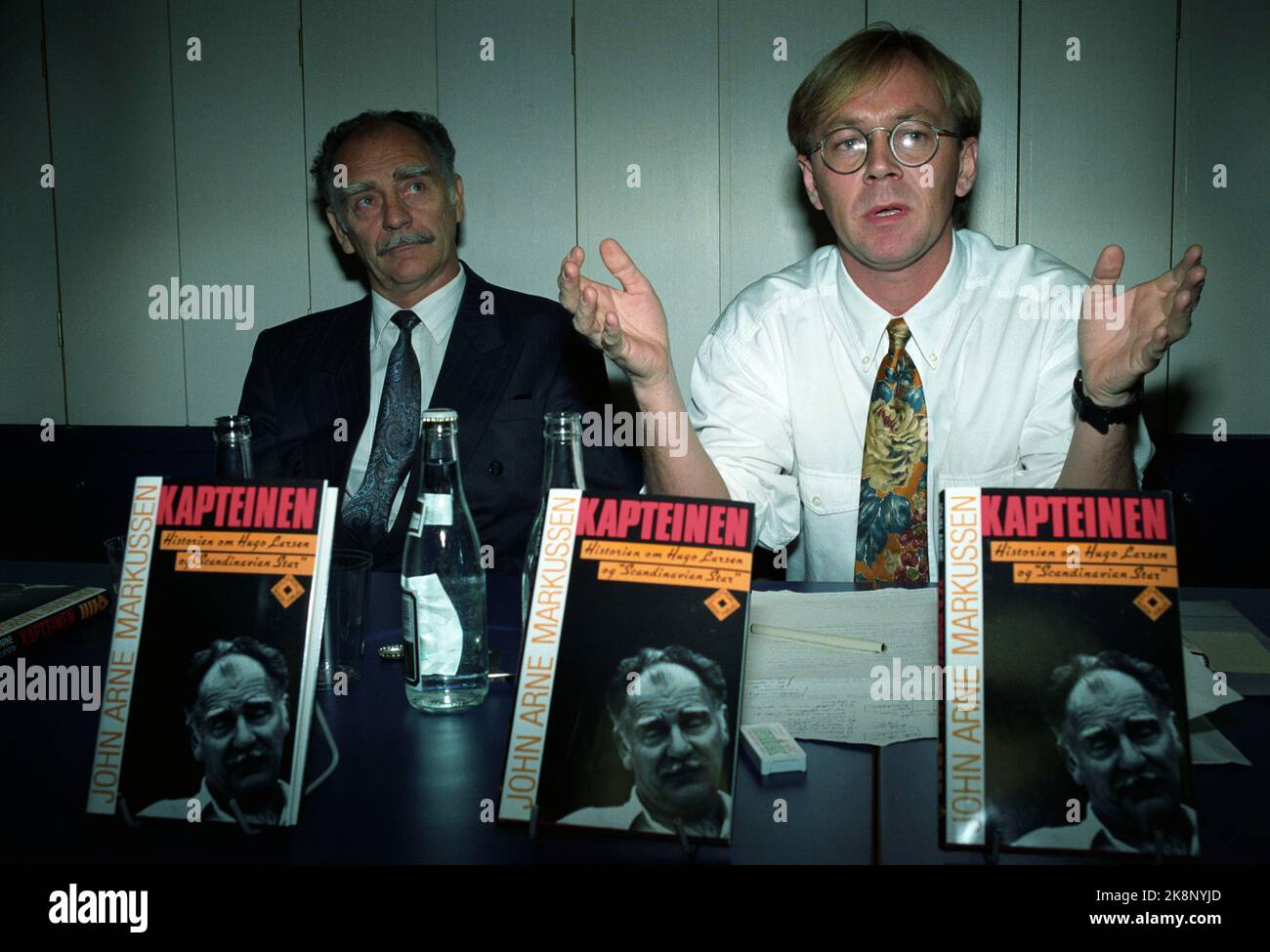 1991 hugo larsen et l'auteur du Banque de photographies et d’images à haute résolution - Alamy