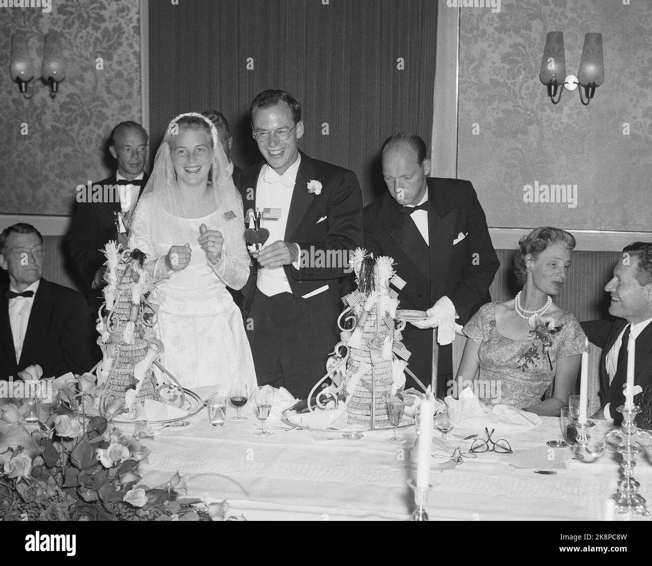 22 août 1959 de Søgne. Grand stand à Søgne quand la fille du ...