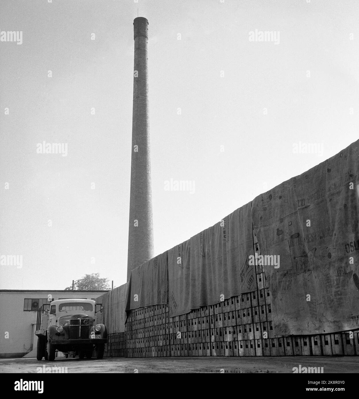 Milk factory exterior Banque de photographies et d’images à haute ...