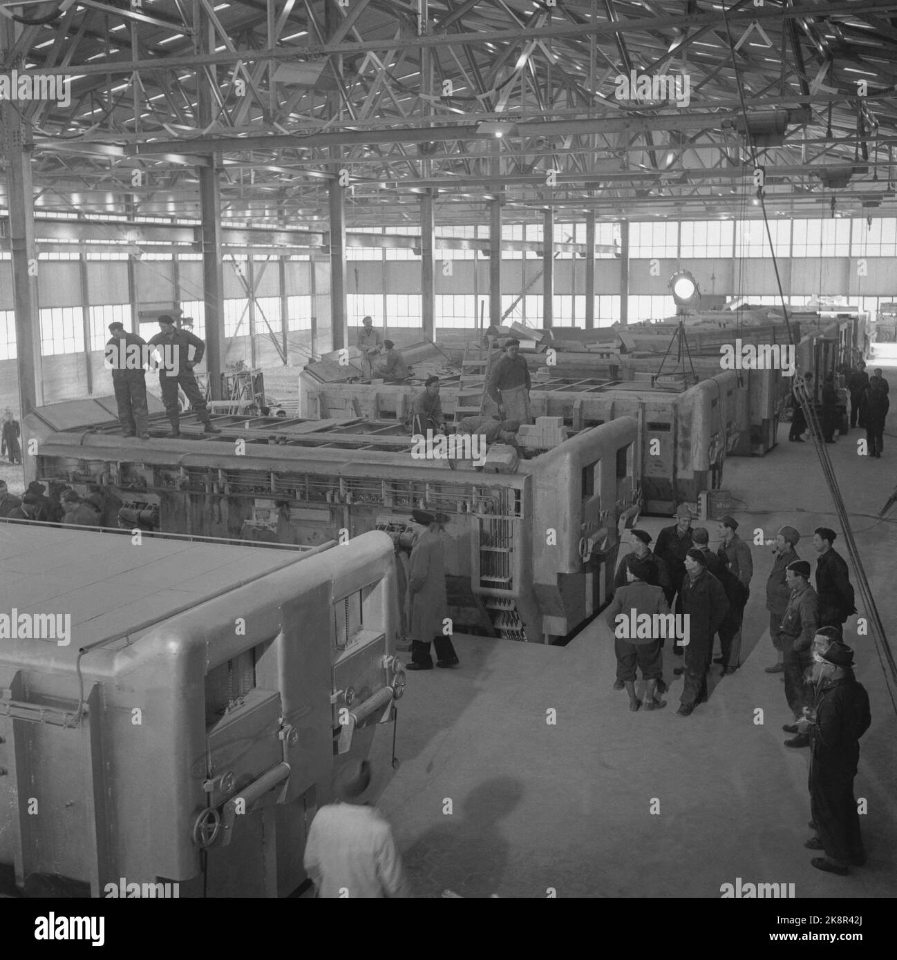 Grande production Banque d'images noir et blanc - Alamy