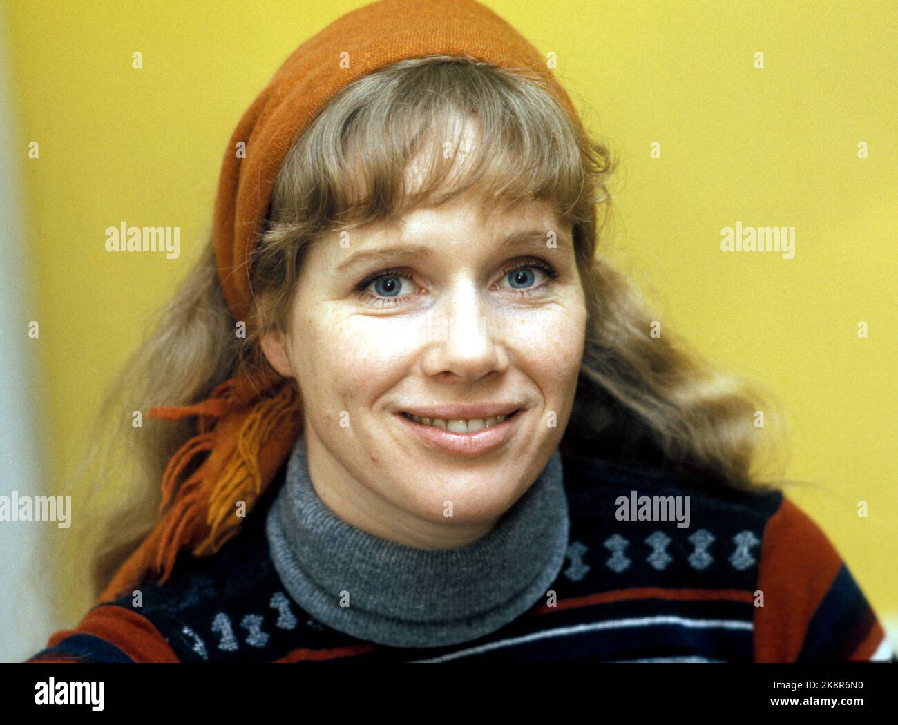 Oslo 197512 liv ullmann Banque de photographies et d’images à haute ...