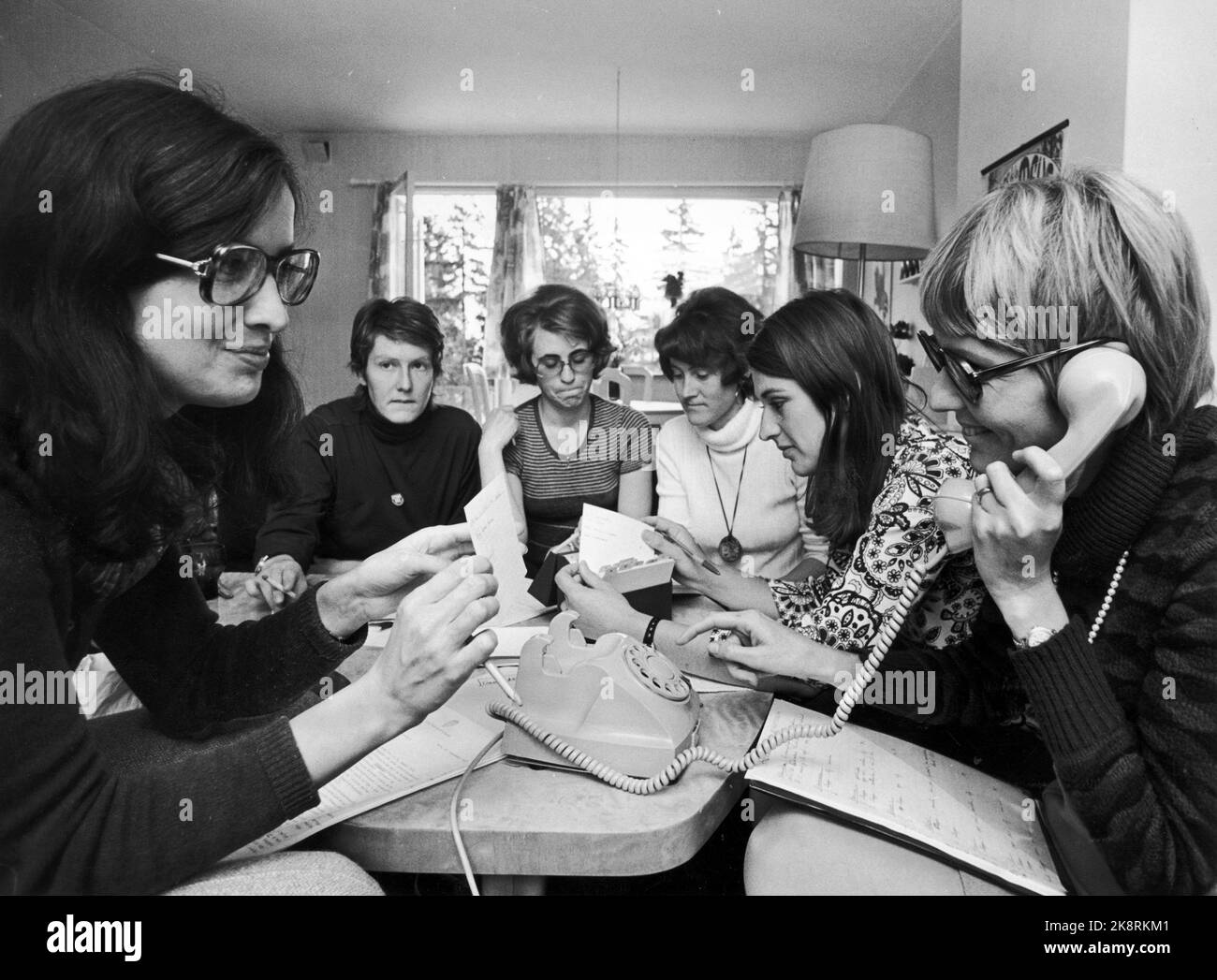 Eva heyerdahl e anne marie groygaard Banque de photographies et d ...