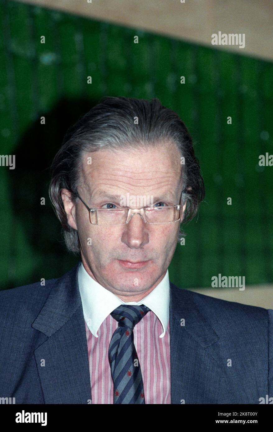 Oslo 1989-11-20: Séminaire sur l'État et les Jeux Olympiques, en ...