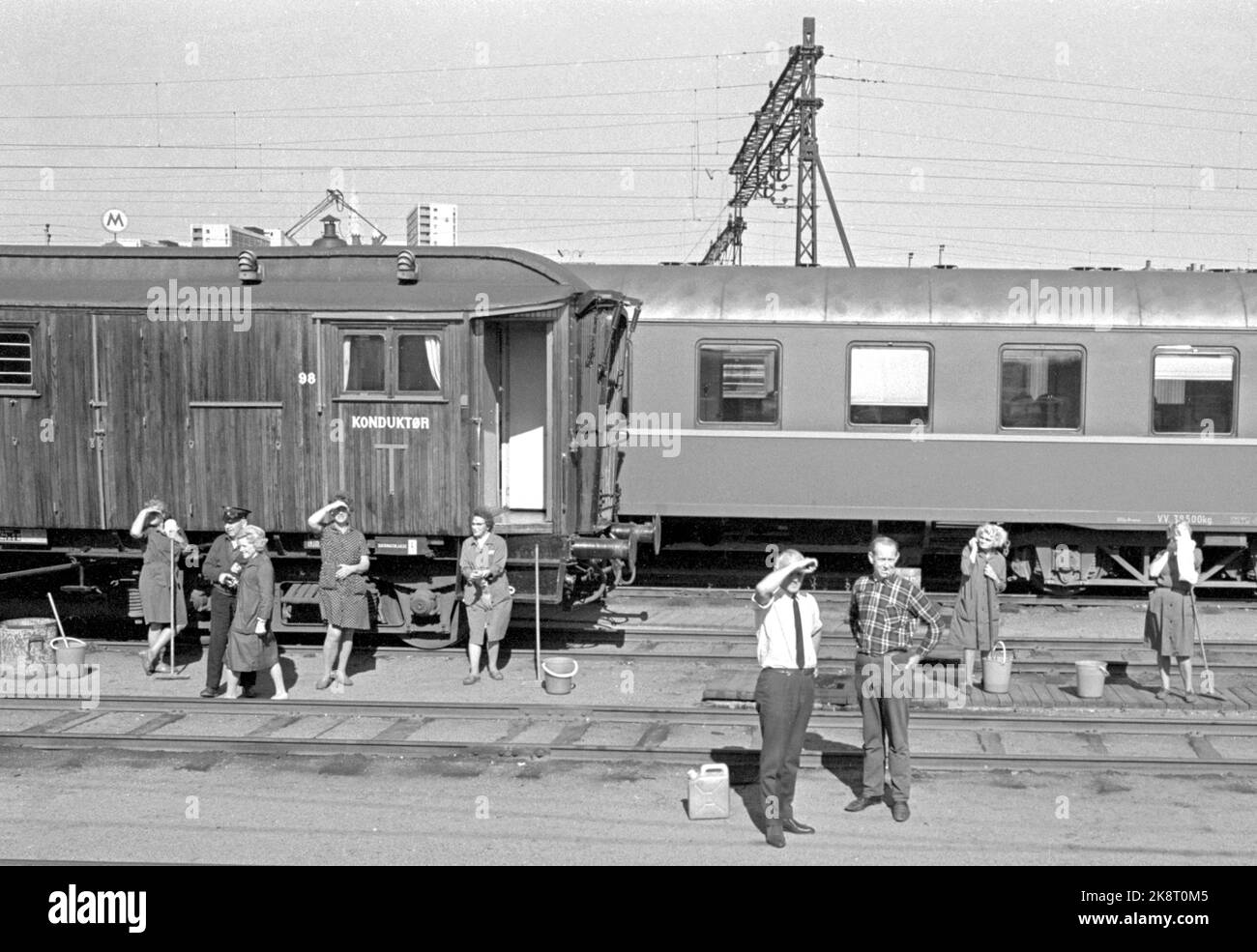 Oslo - Lillehammer, septembre 1969. Campagne électorale sur Skinner ...