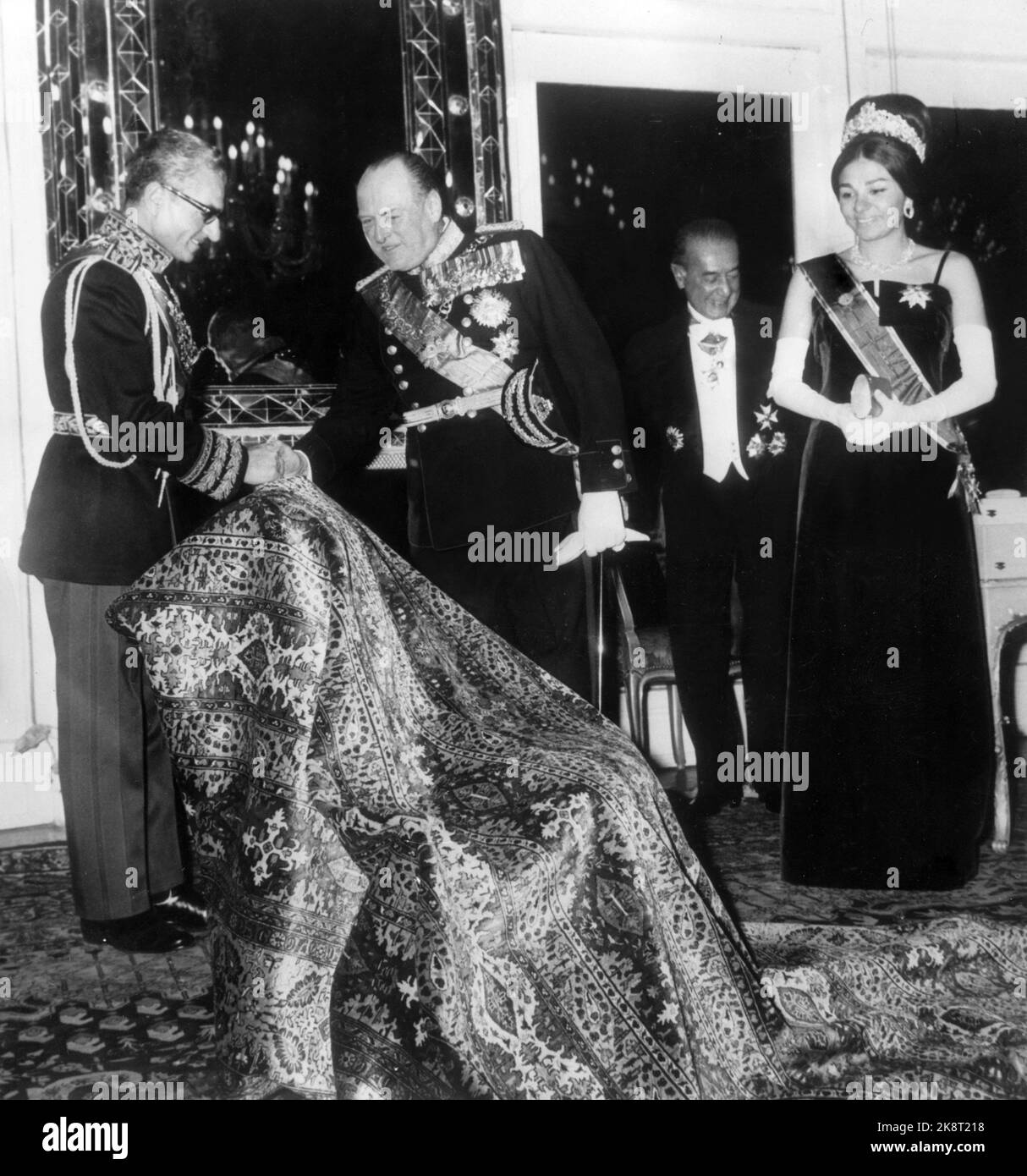 Farah Diba Pahlavi Banque De Photographies Et D images Haute farah-diba-pahlavi-banque-de-photographies-et-d-images-haute