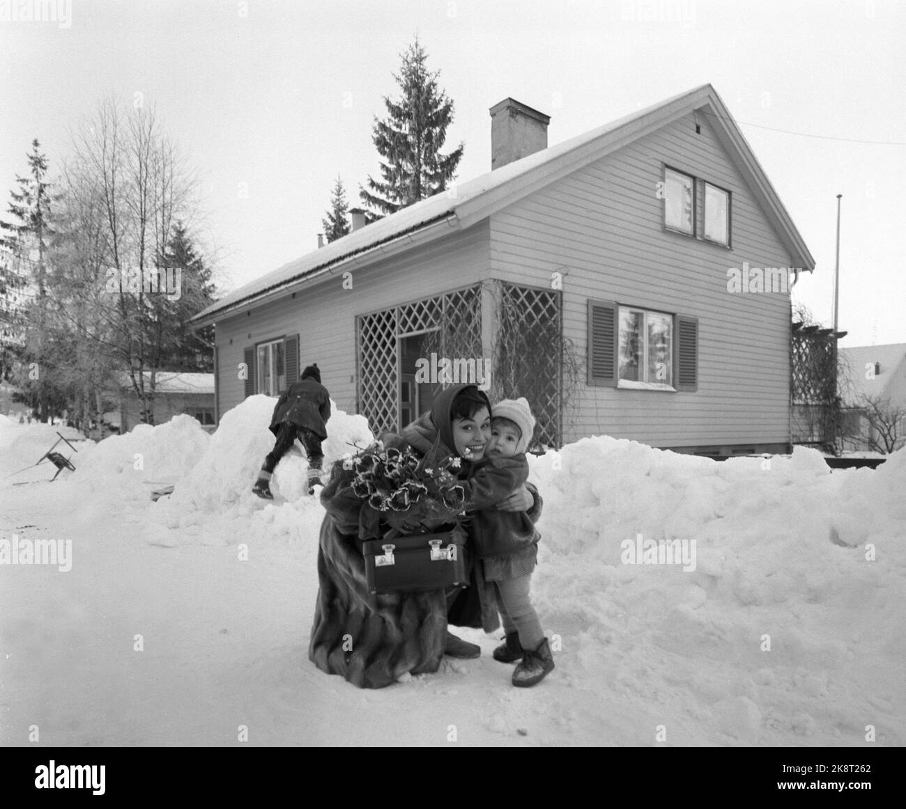 Oslo, 21 janvier 1959. Reportage à domicile avec l'acteur Ingerid ...