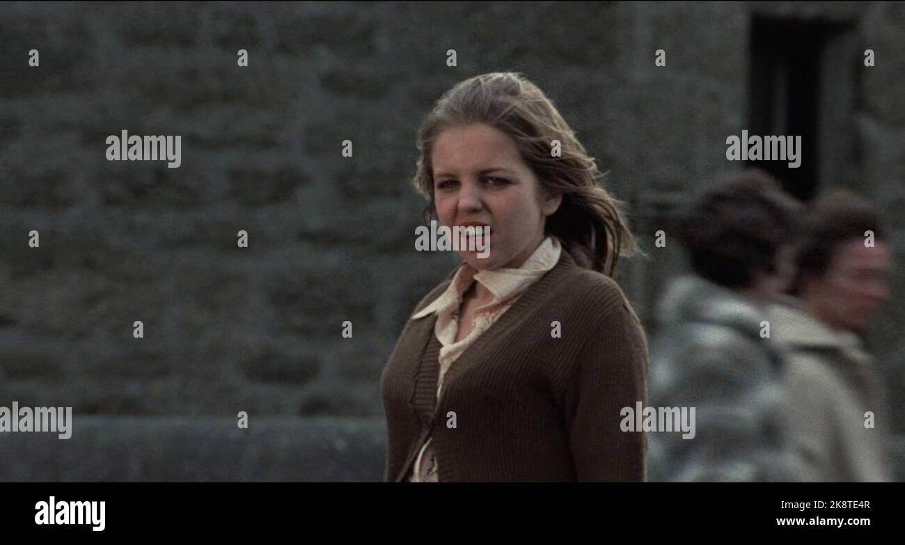 Los Angeles.CA.USA. Sally Thomsett dans une scène en (C) film Amerbroco ...