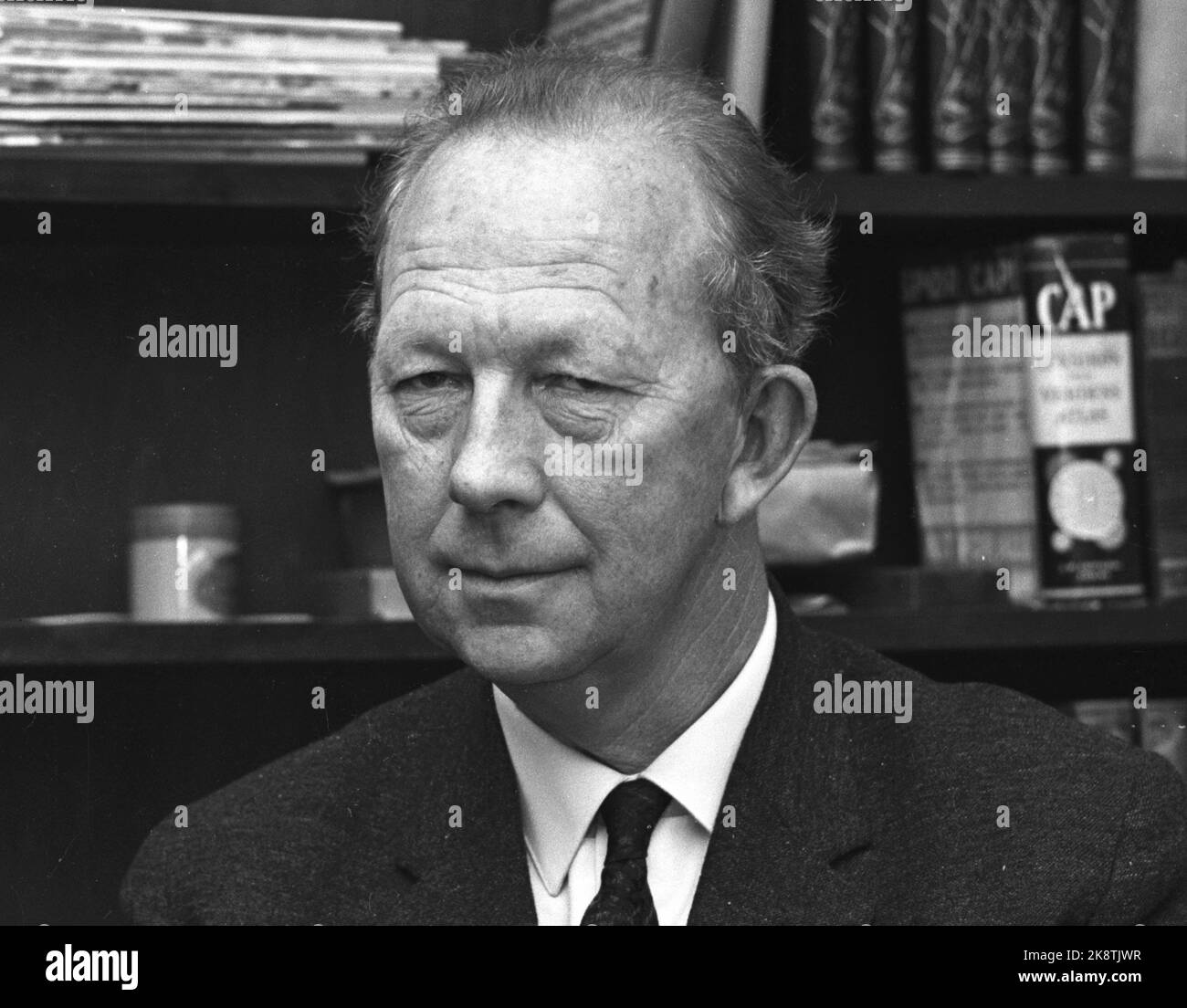 Portrait photo ivar aaserud courant ntb seul portrait Banque de ...