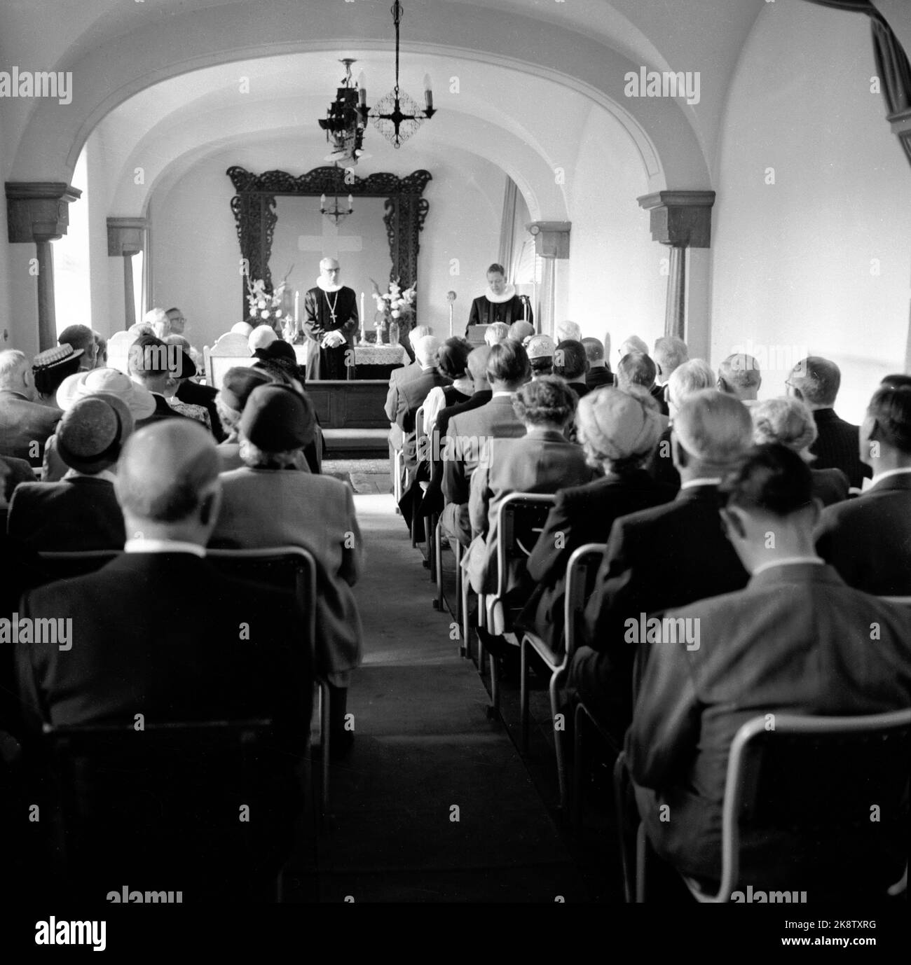 Oslo 19540620 inauguration de l'église des marins d'Oslo à Bygdøy, la ...
