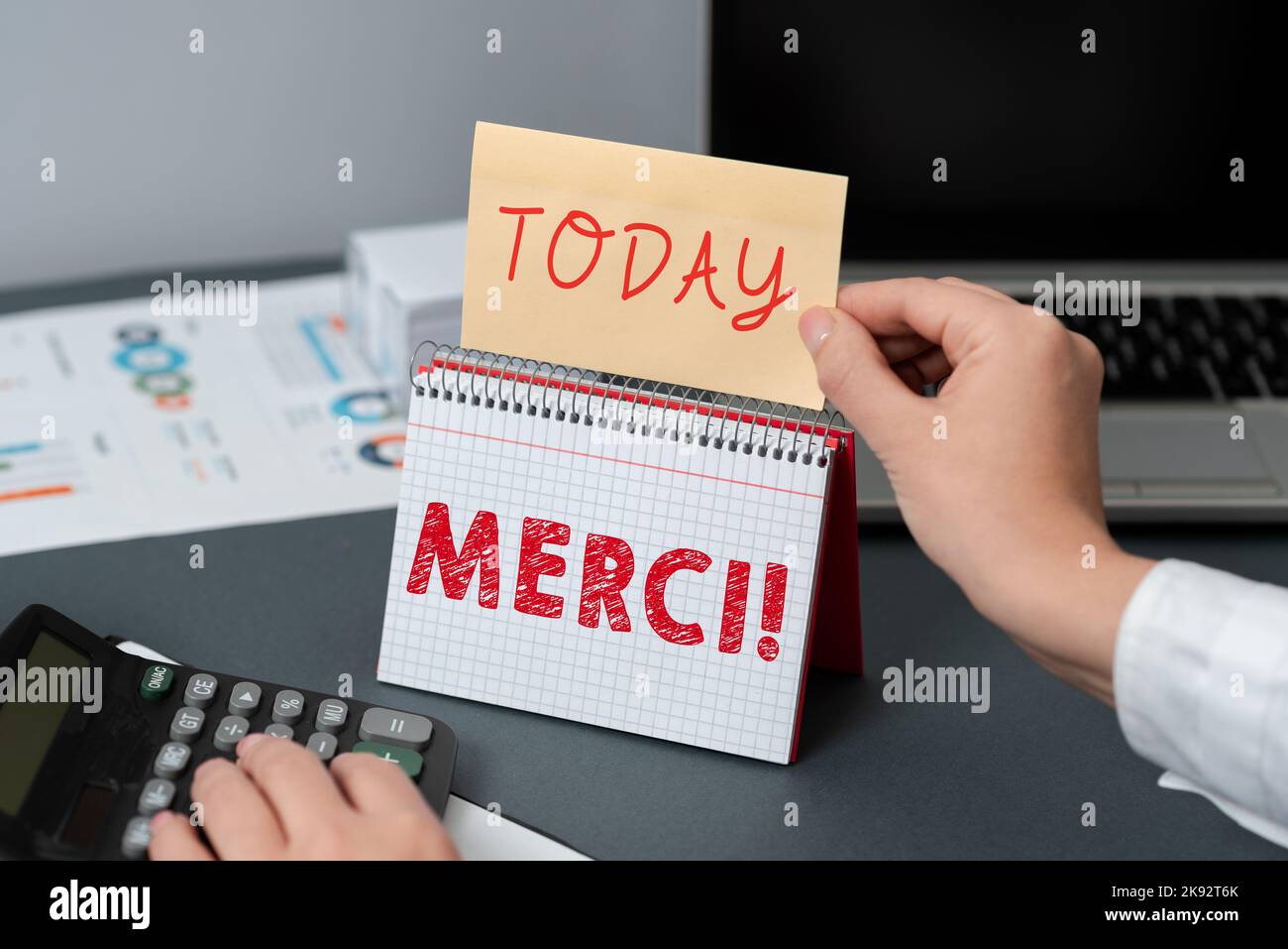 Légende du texte présentant Merci. Concept signification merci en ...