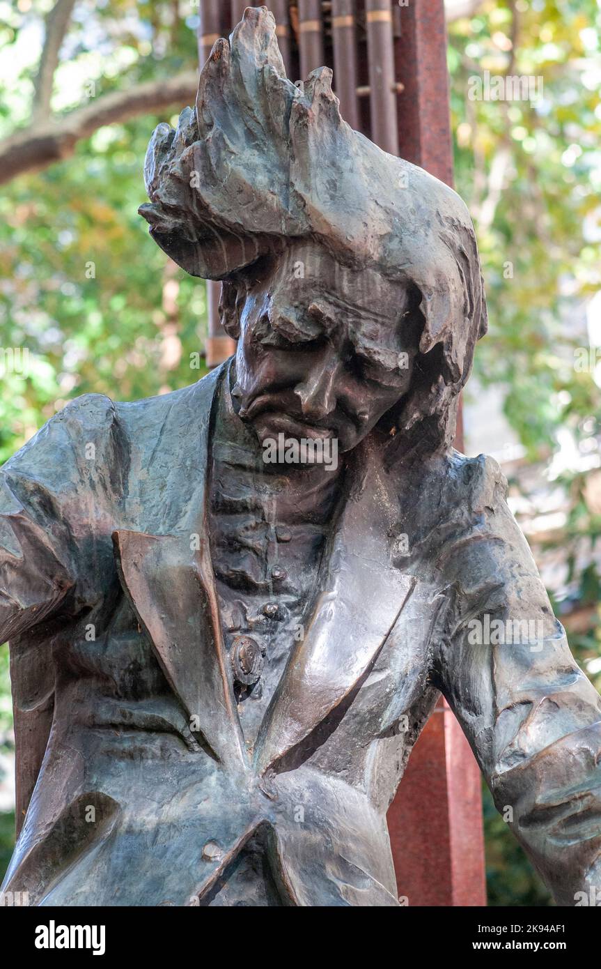 Détails de la statue de Franz Liszt par Marton László 1986 ...