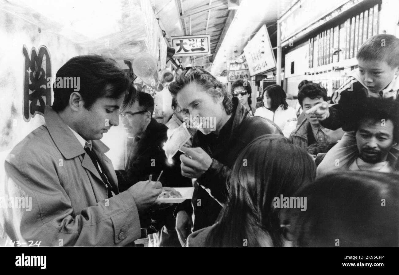 Michael douglas black rain 1989 Banque d'images noir et blanc - Alamy