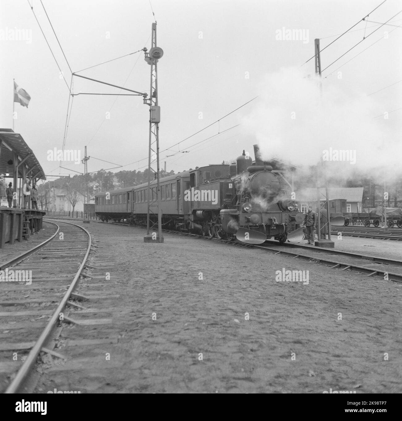 Train annulé Banque d'images noir et blanc - Alamy