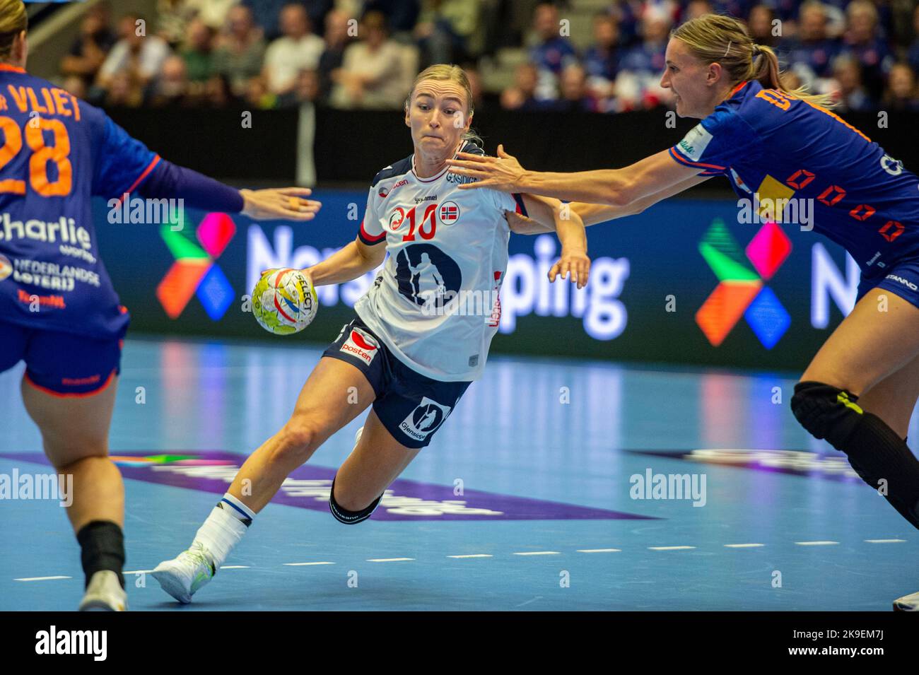 Stavanger 20221027.la Norvège Stine Bredal Oftedal en action pendant le ...