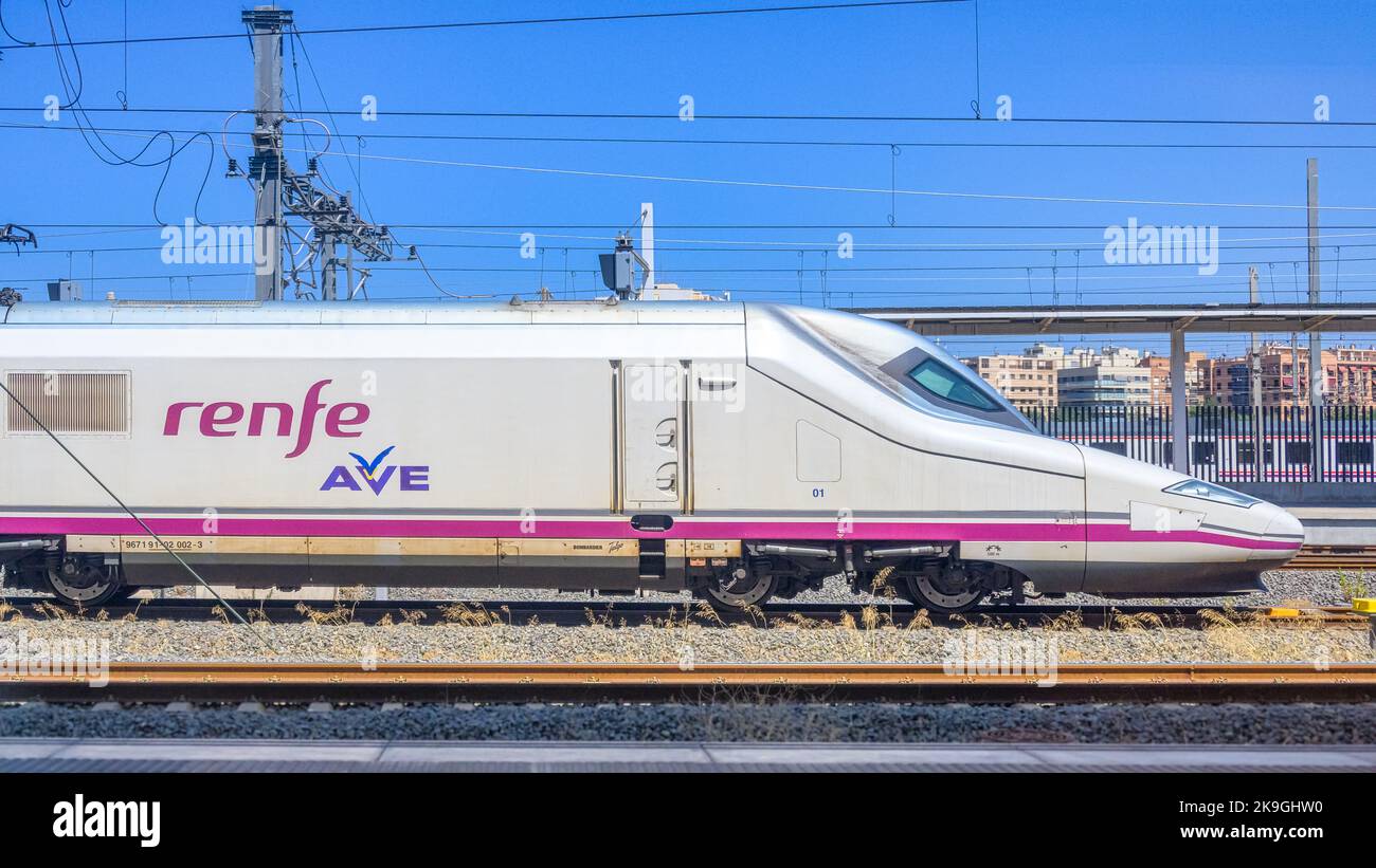 Renfe train Banque de photographies et d’images à haute résolution - Alamy