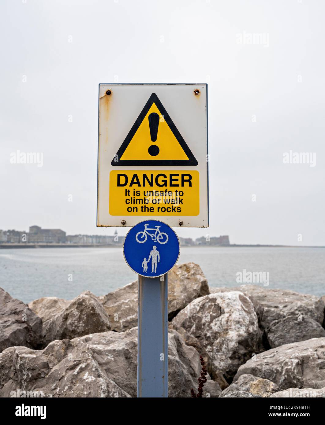 Panneau danger pieton Banque de photographies et d’images à haute ...