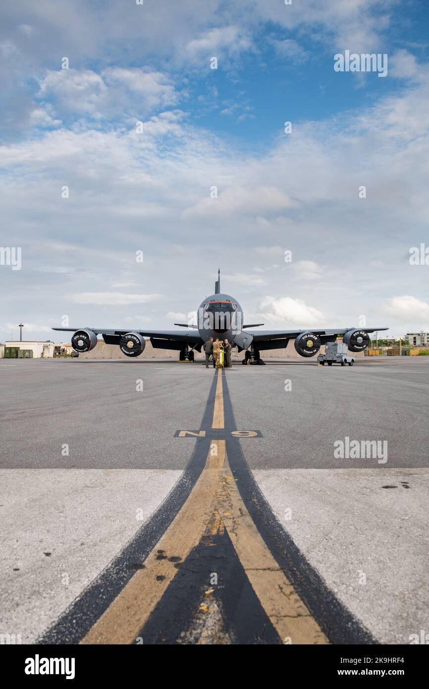 909th air refueling squadron Banque de photographies et d’images à ...