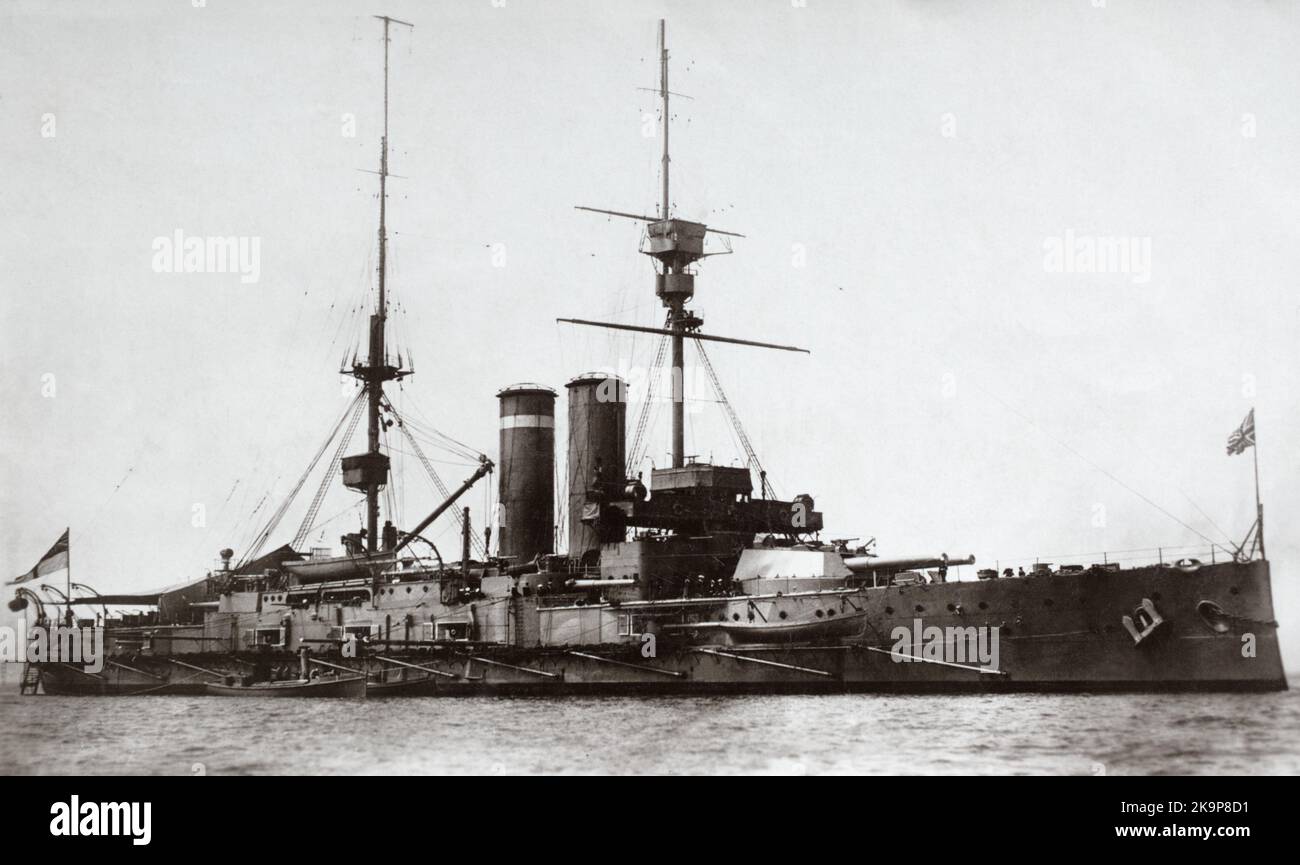 Le navire de guerre de la première Guerre mondiale HMS Britannia. Achevé en 1906 et coulé par un ...