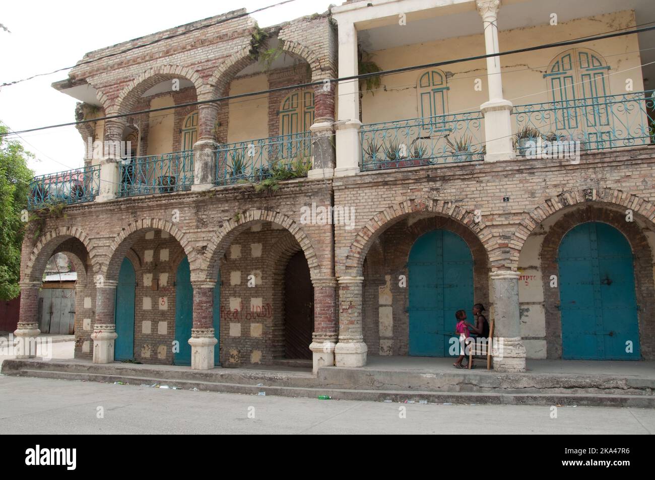 Bâtiment de style colonial, Jacmel, Haïti. Jacmel est un port important ...