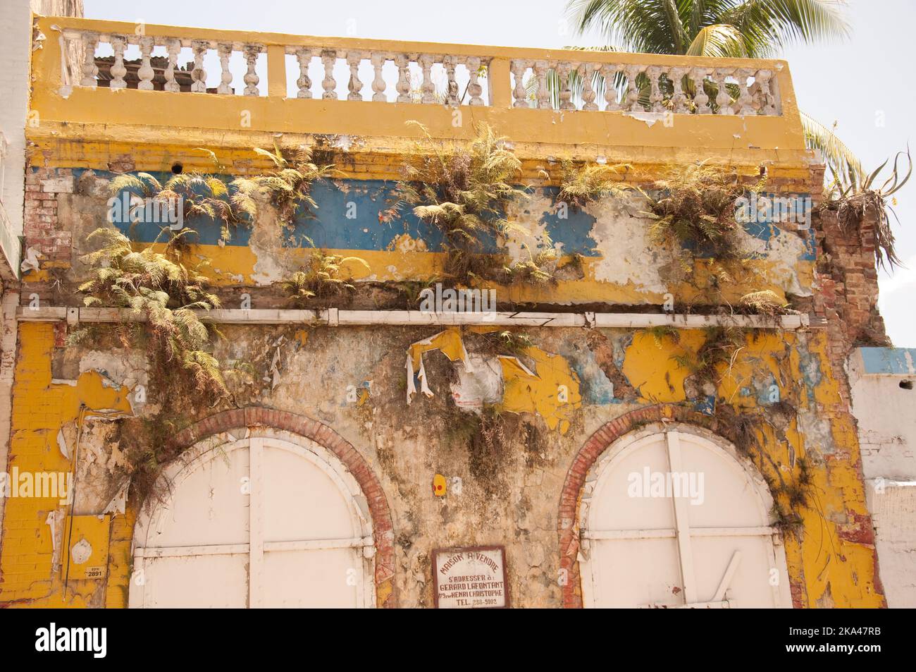 Maison abandonnée, Jacmel, Haïtien. Jacmel est un port important pour l ...
