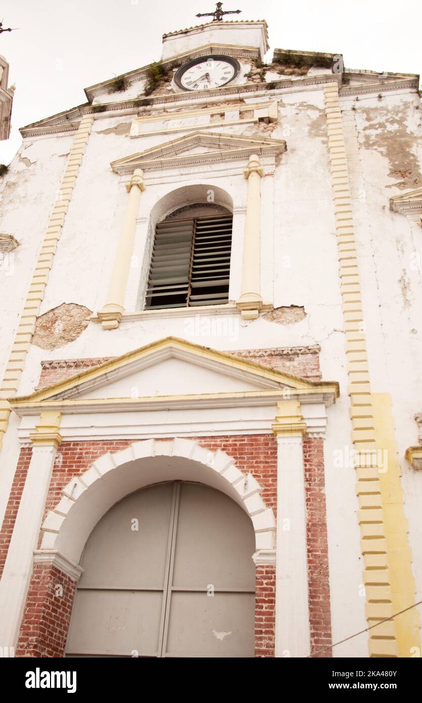 Cathédrale catholique, Jacmel, Haïtien. Jacmel est une grande ville sur ...