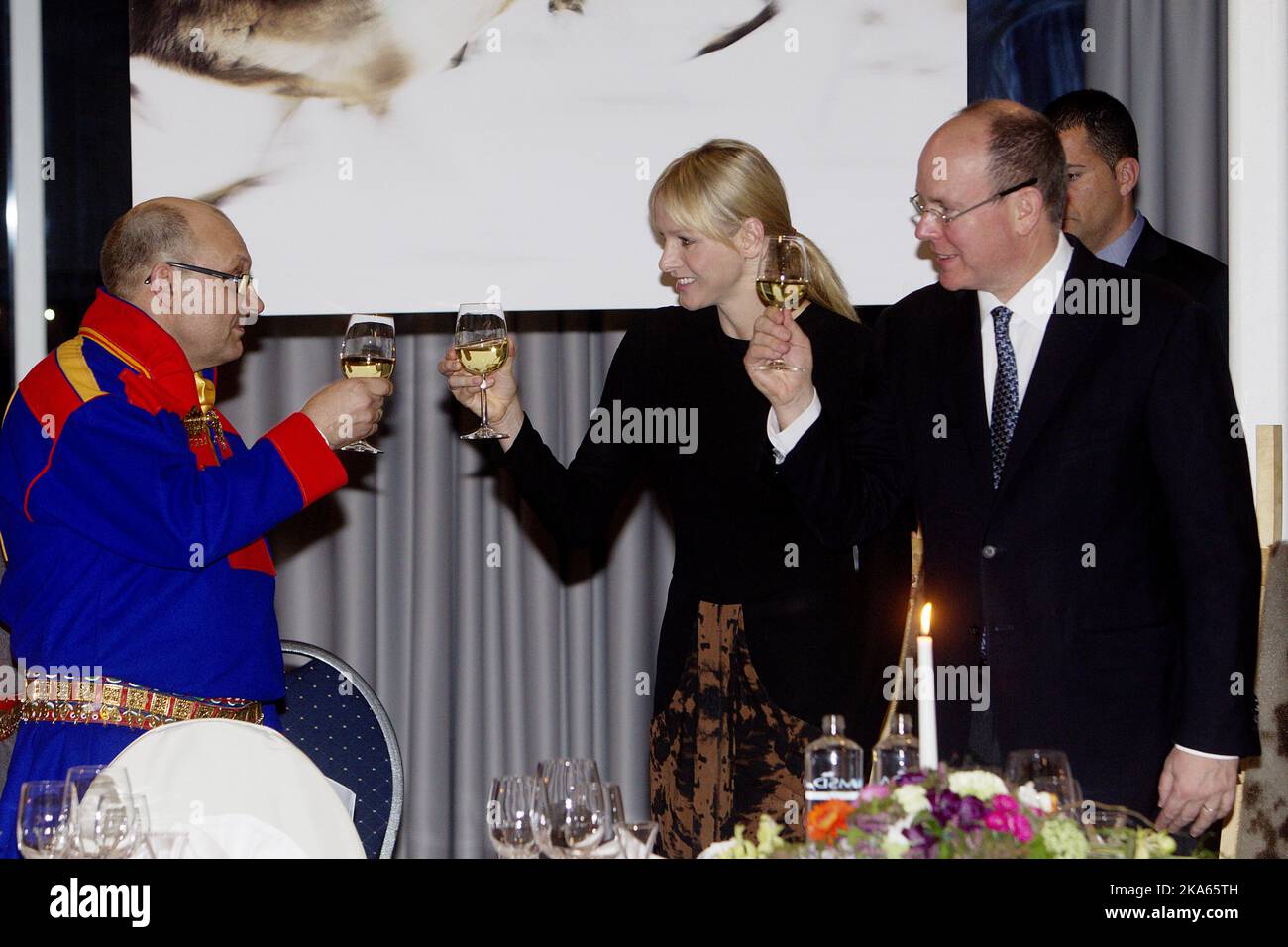 26 mars 2012 Kautokeino. Dîner en l'honneur du prince Albert II et de ...