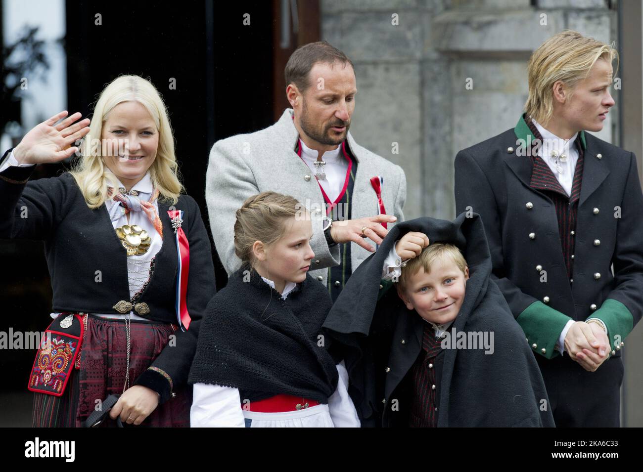 Asker, Norvège 20150517. La princesse Mette-Marit, le prince héritier ...